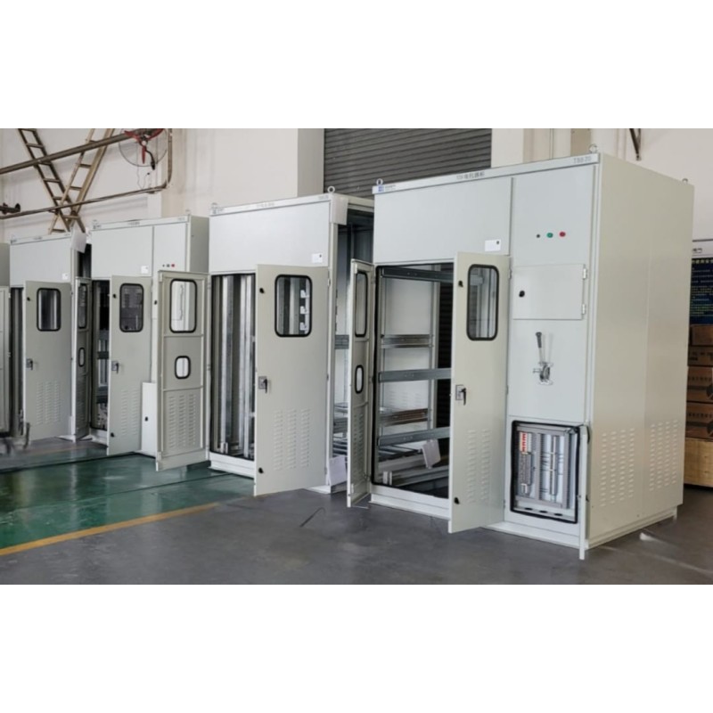 MEDIUM AND HIGH VOLTAGE CAPACITOR BANK